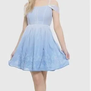 Disney | Dresses | Disney Her Universe Cinderella 7th Anniversary Cold ...